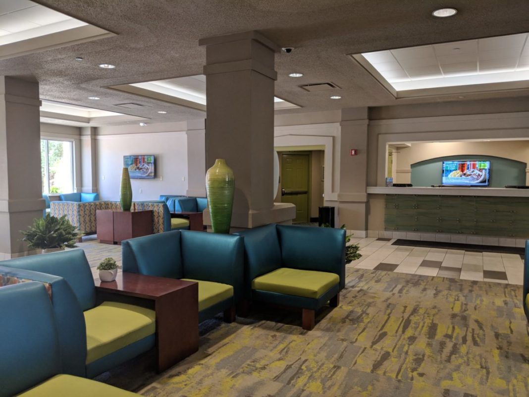 Cedar Point Express Hotel: Review & Guide | Green Vacation Deals