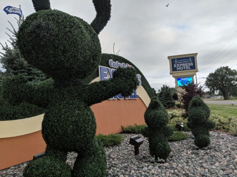 Cedar Point Express Hotel: Review & Guide | Green Vacation Deals