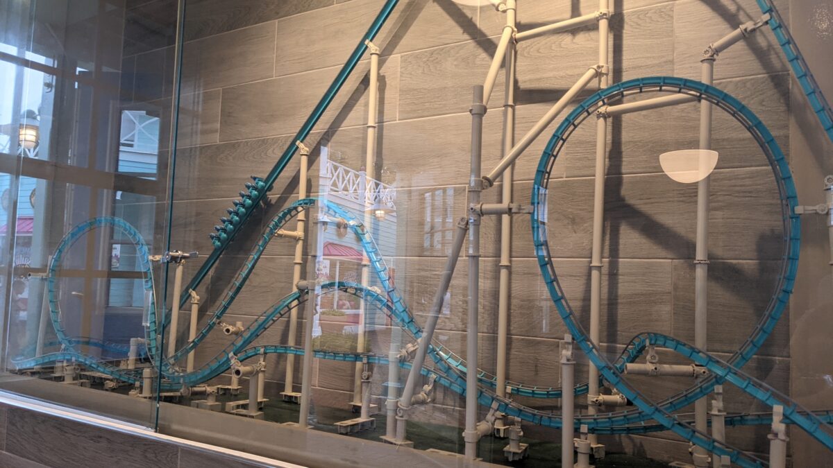 Coaster Coffee Co SeaWorld Orlando Review | Green Vacation Deals