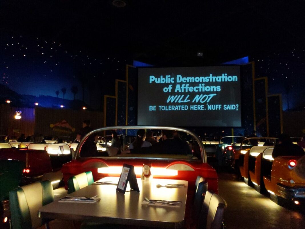 Sci Fi Dine In Disney World Review | Green Vacation Deals