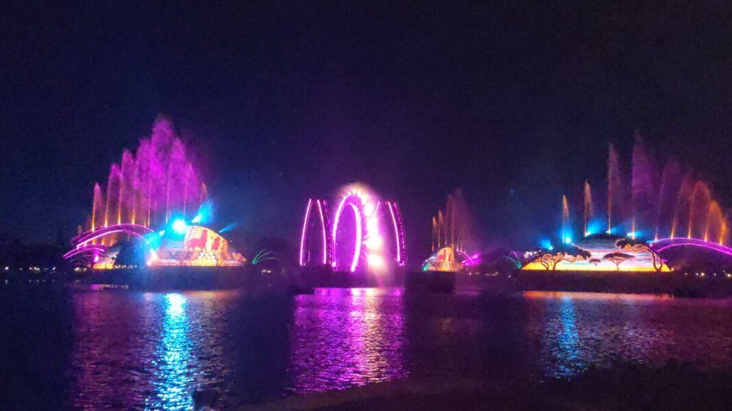 Harmonious Epcot Reviews & Video | Green Vacation Deals