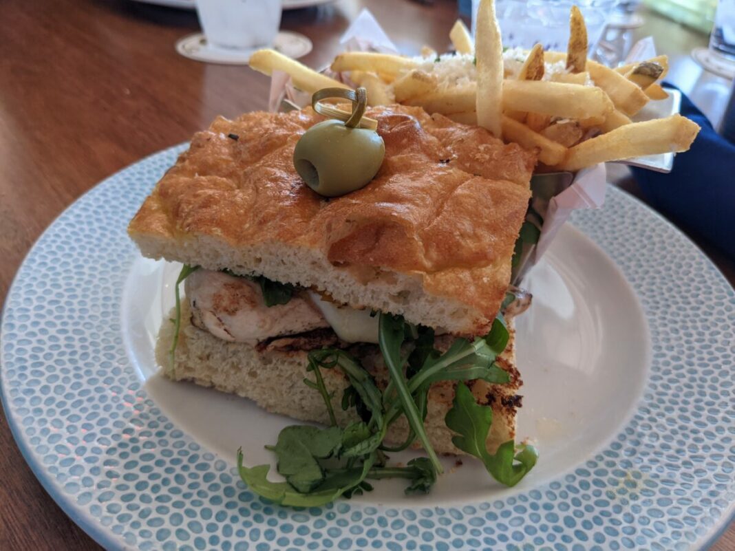 12 Tips for Staying at Disney's Riviera Resort | Green Vacation Deals