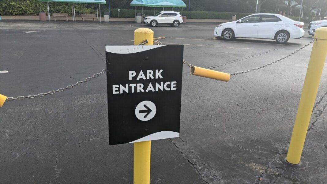 DoubleTree Orlando SeaWorld Review | Green Vacation Deals