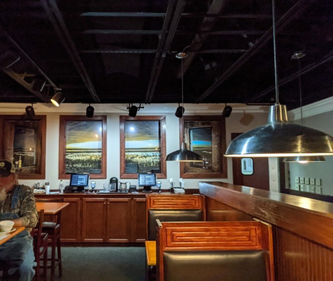 Harris Steak and Seafood Brunswick GA Review | Green Vacation Deals