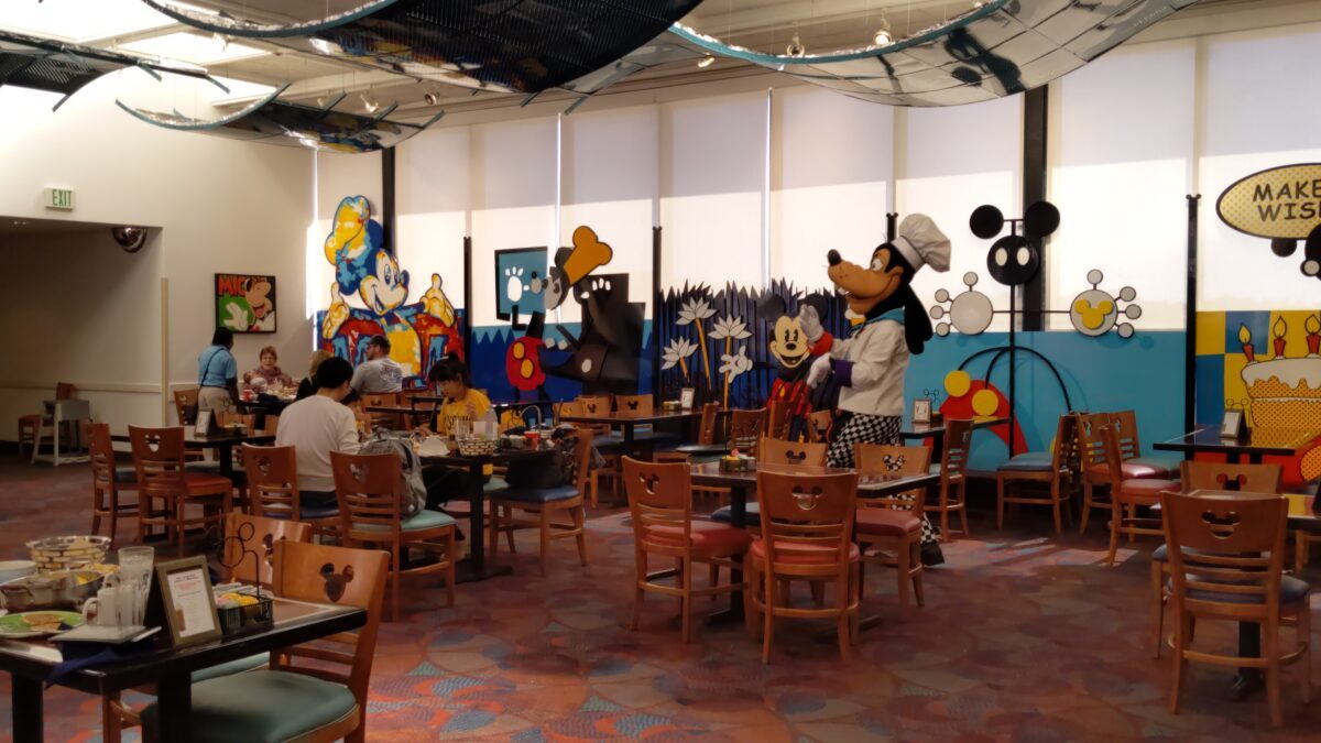Chef Mickey Character Breakfast Review | Green Vacation Deals