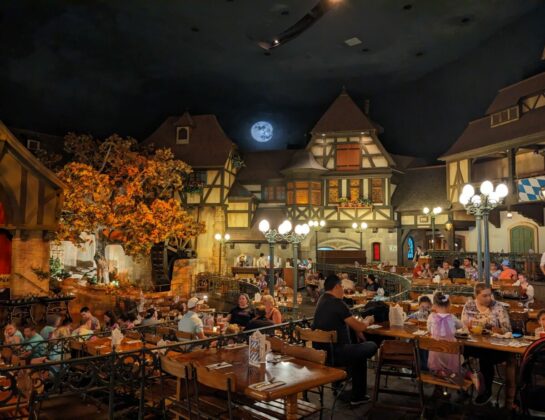 Biergarten Epcot Review | Green Vacation Deals
