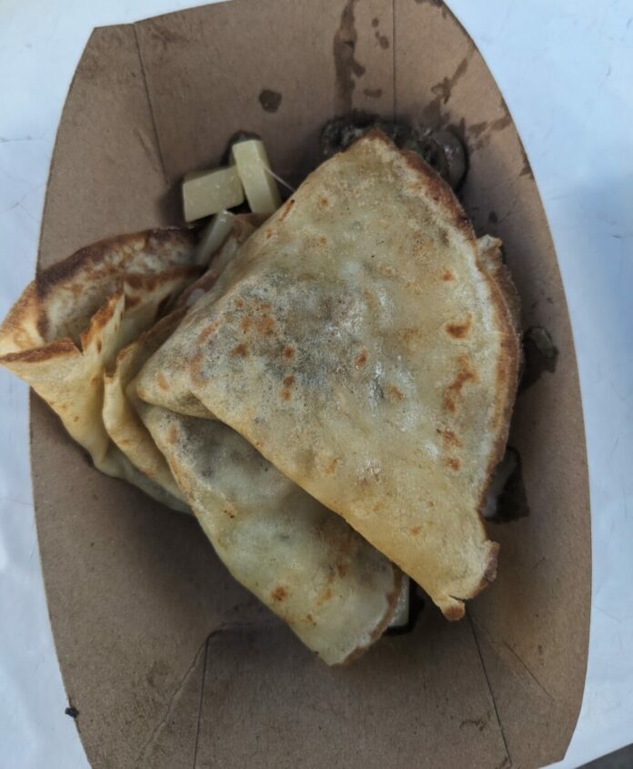 Carowinds Grand Carnivale Food Review: France | Green Vacation Deals