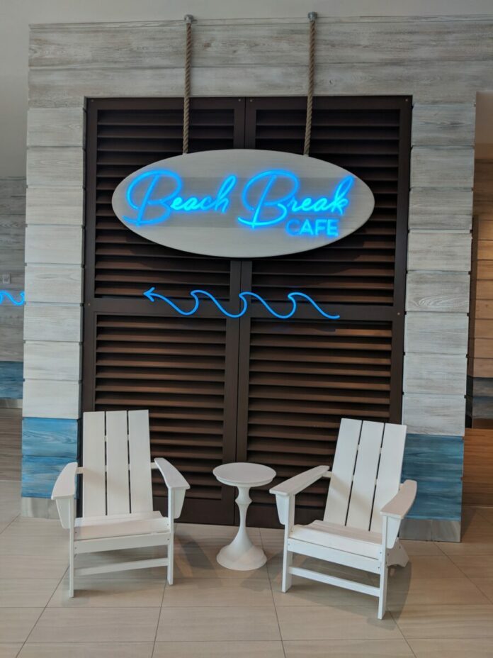 Surfside Inn Beach Break Cafe Universal Orlando Review | Green Vacation ...