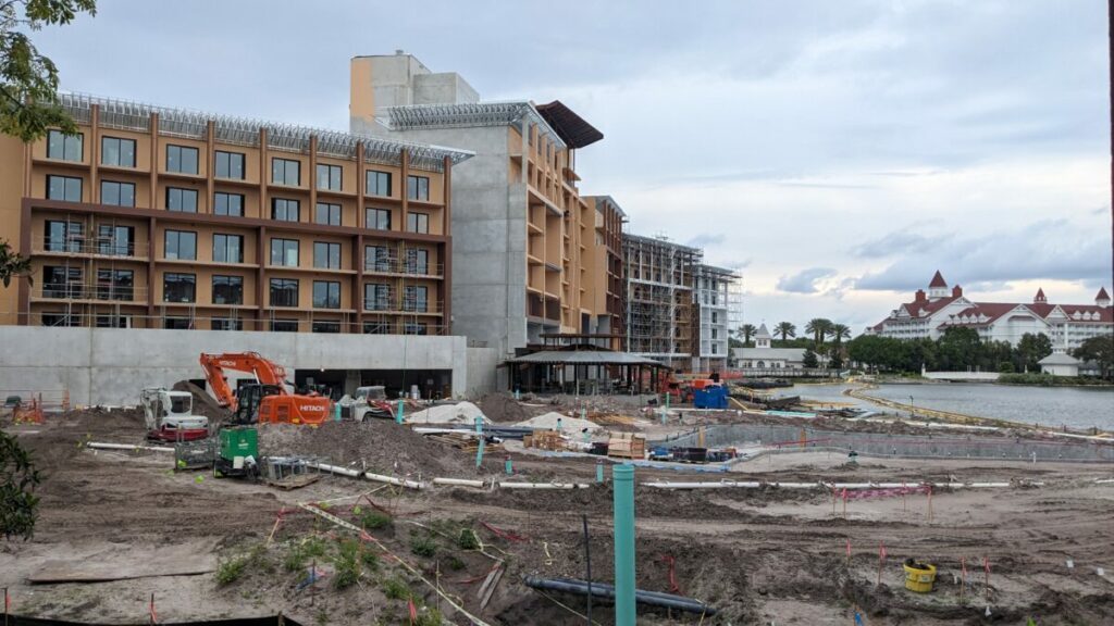 Polynesian Tower Disney World Construction Update - Nov 2024 | Green ...
