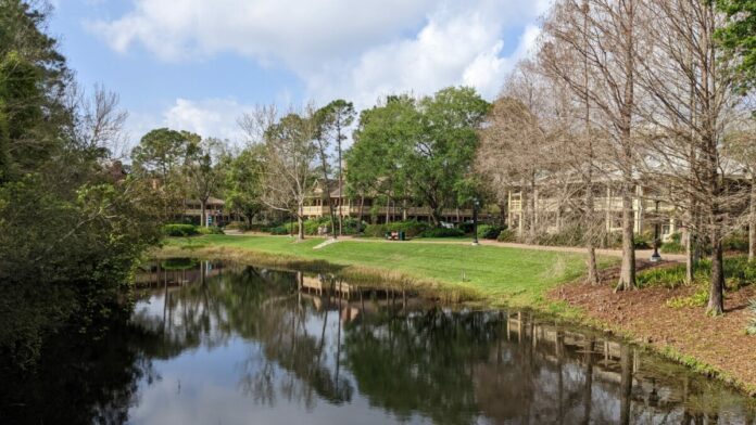 Magnolia Bend or Alligator Bayou: Port Orleans Riverside Section ...