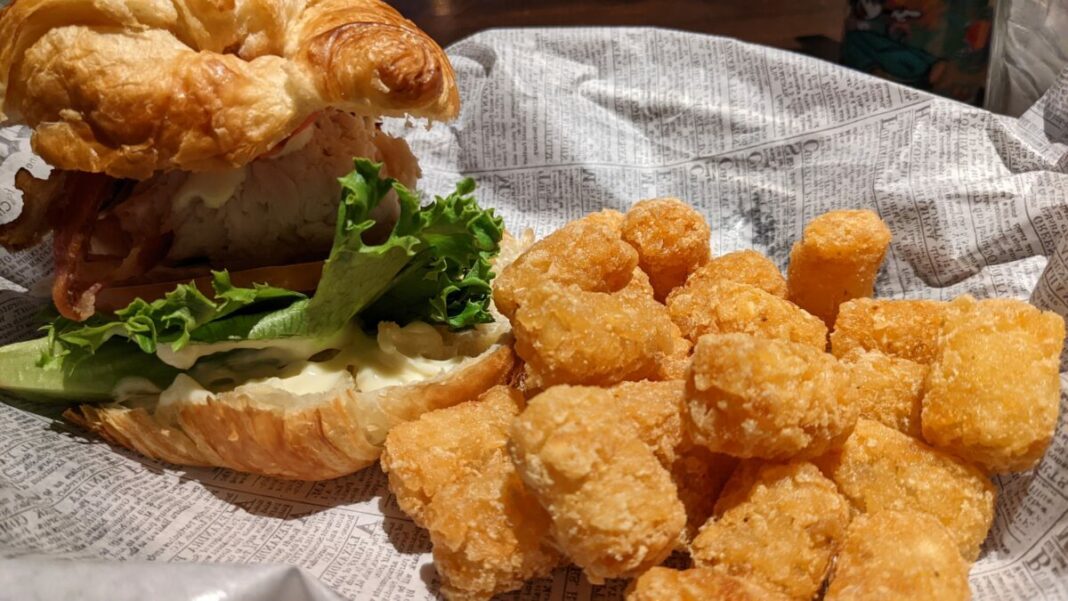 Rix Sports Bar and Grill Review | Green Vacation Deals